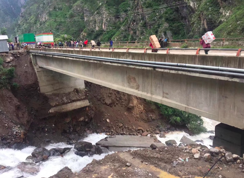 Rasuwagadhi(Nepal) - Gyirong(Tibet) Border Crossing Update - Caravanistan
